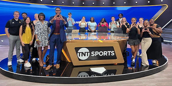 KSU Sports Reporting Class Tour Warner Brothers Discovery Sports - Radow